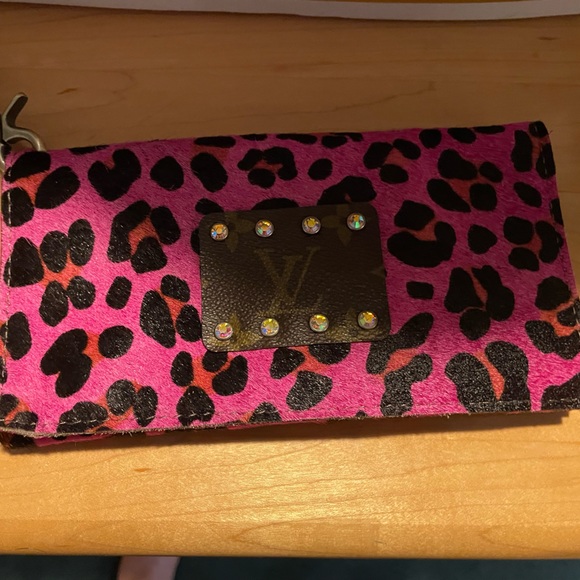 Other | Keep It Gypsy Trifold Wallet | Poshmark